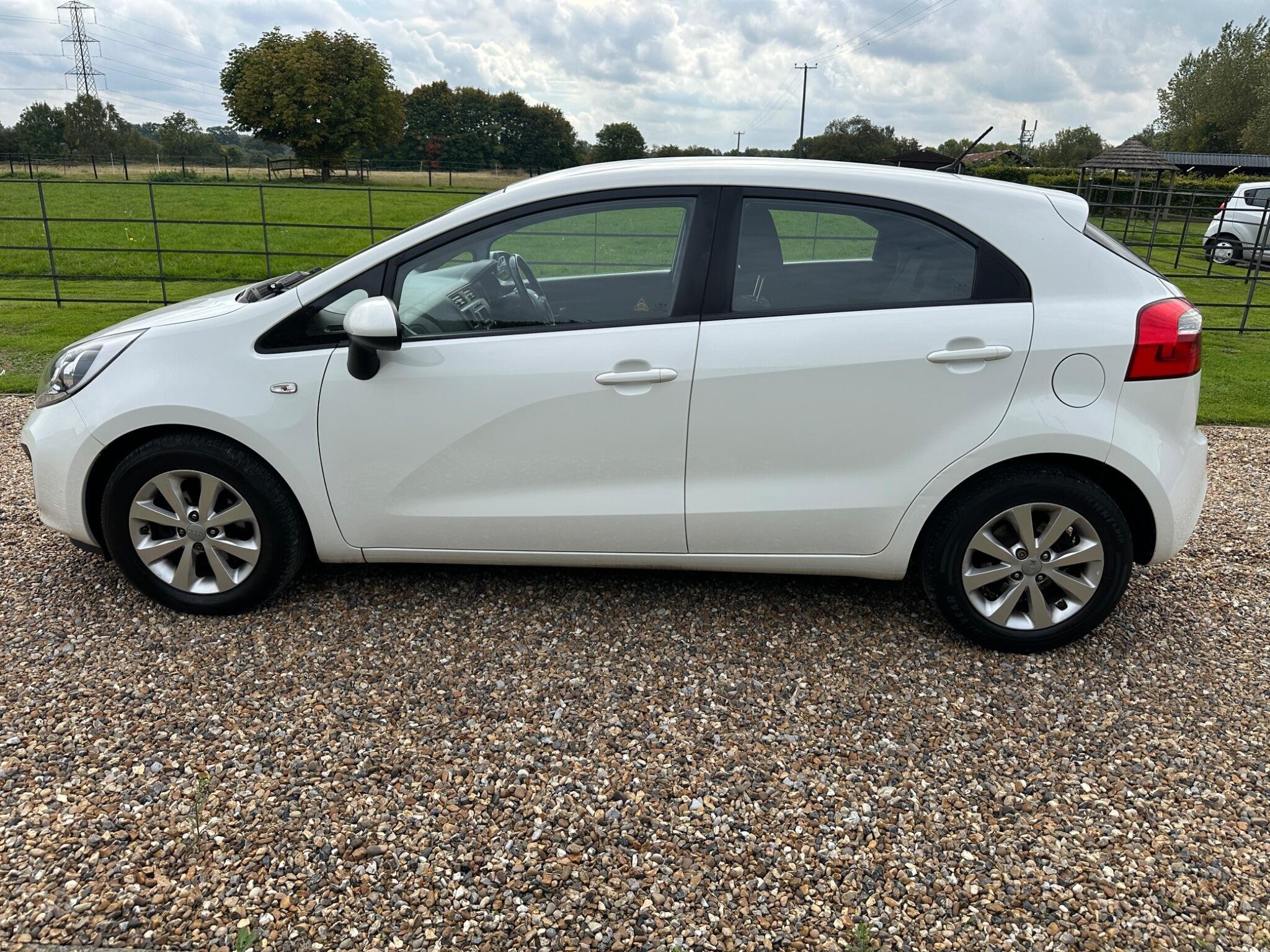 Used 2014 Kia Rio 1.1 CRDi EcoDynamics VR7 Euro 5 (s/s) 5dr for sale in ...